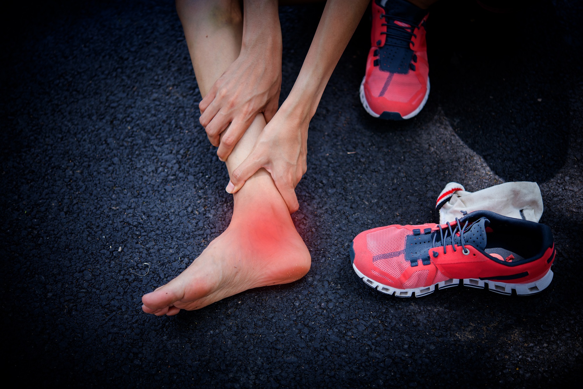 Understanding Ligament Injuries, Sprains and Strains and Where to Get ...